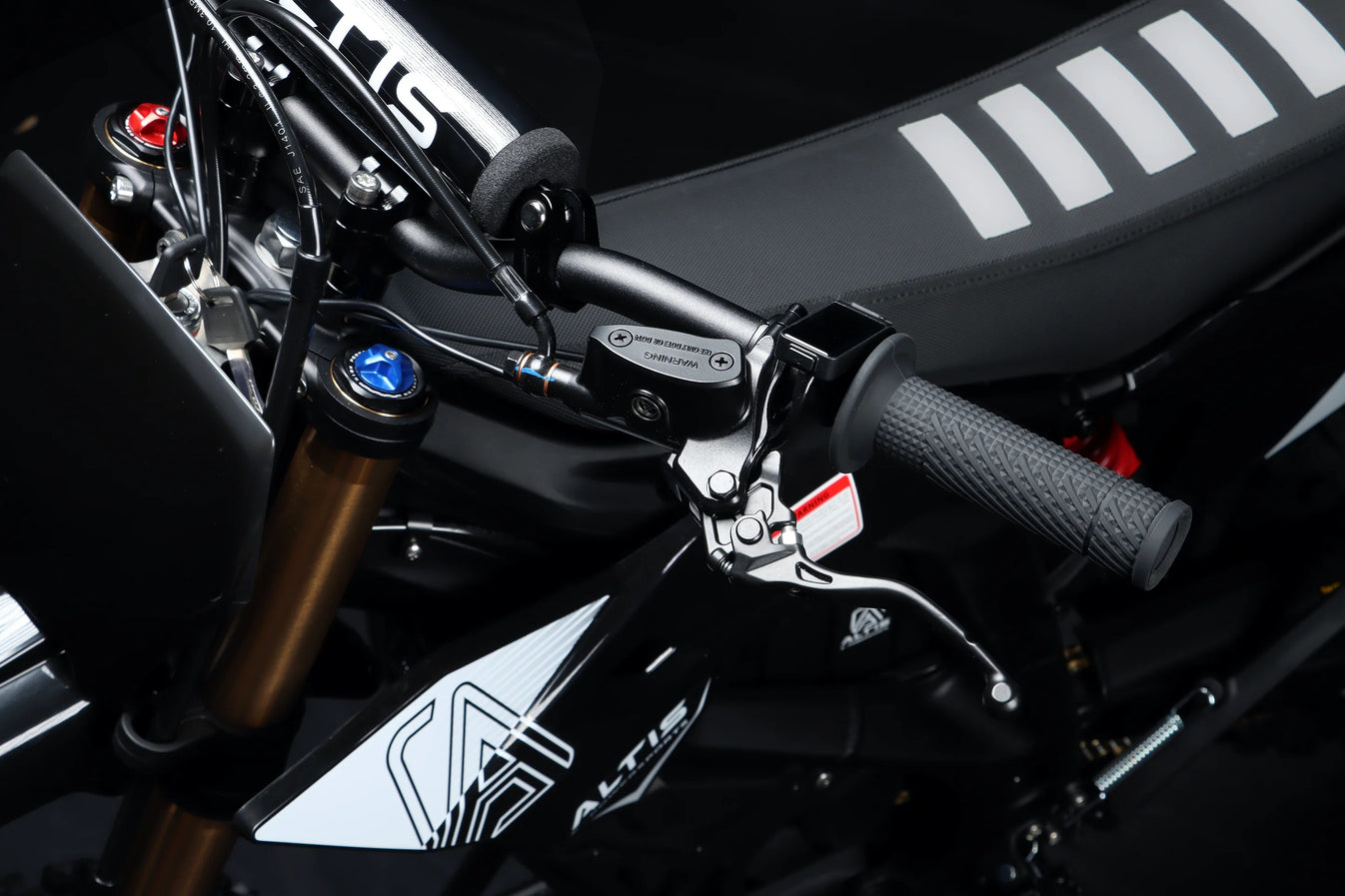 Altis Delta Electric Dirt Bike — 72V • 13kW Motor • 62 MPH Top Speed ...